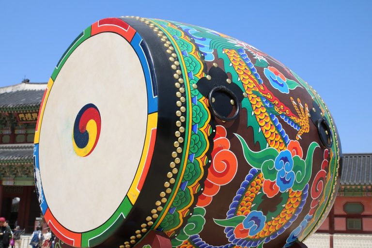 SAMJOKO: “El Mito del Cuervo de tres patas” y su vinculación con el ...